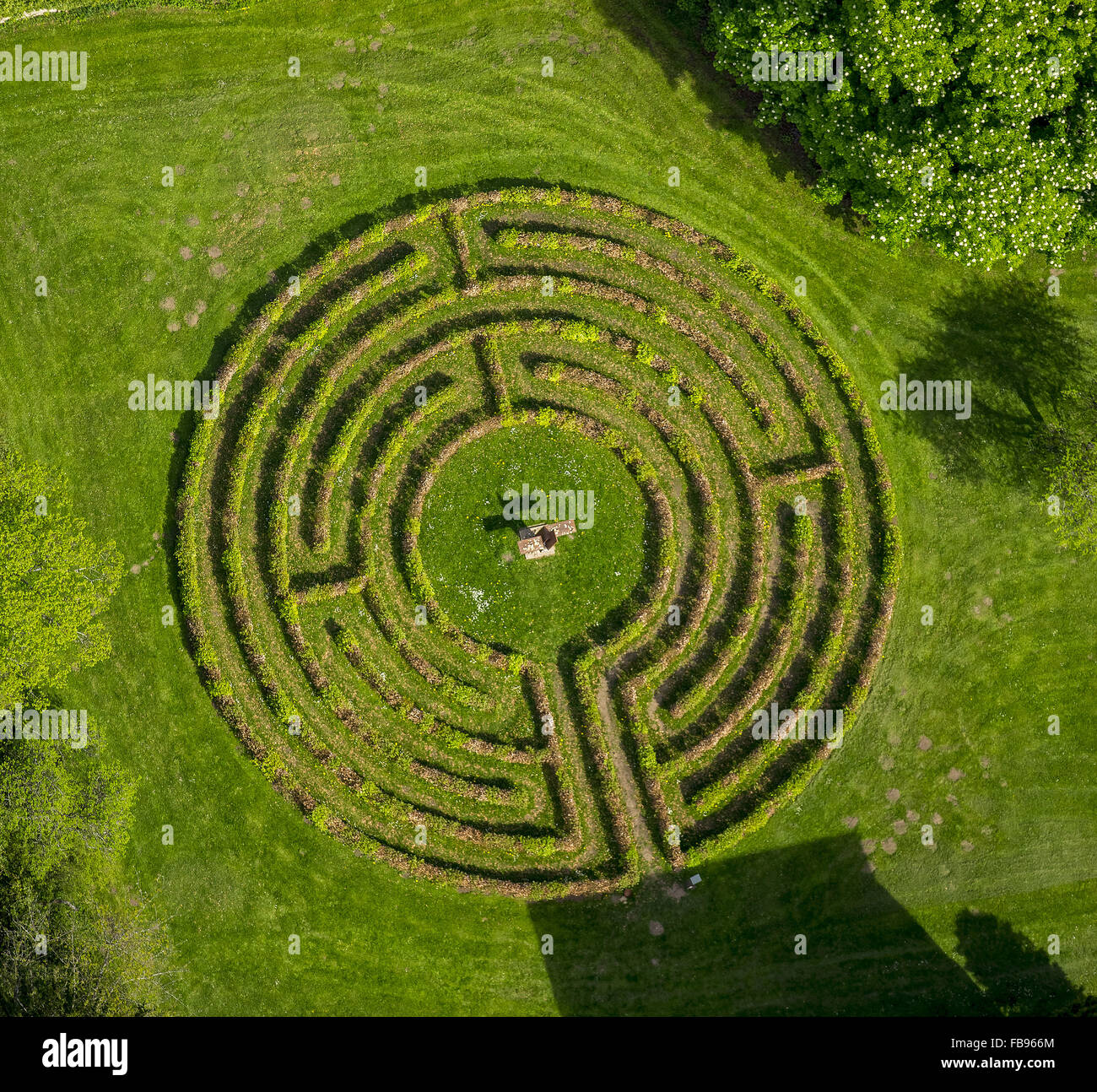Labyrinth Aerial View Stockfotos & Labyrinth Aerial View Bilder - Alamy Labyrinth Aerial View Stockfotos & Labyrinth Aerial View Bilder - Alamy