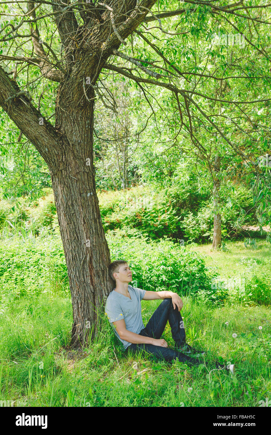 Posieren Sitzend Sitzend Stockfotos und -bilder Kaufen - Alamy