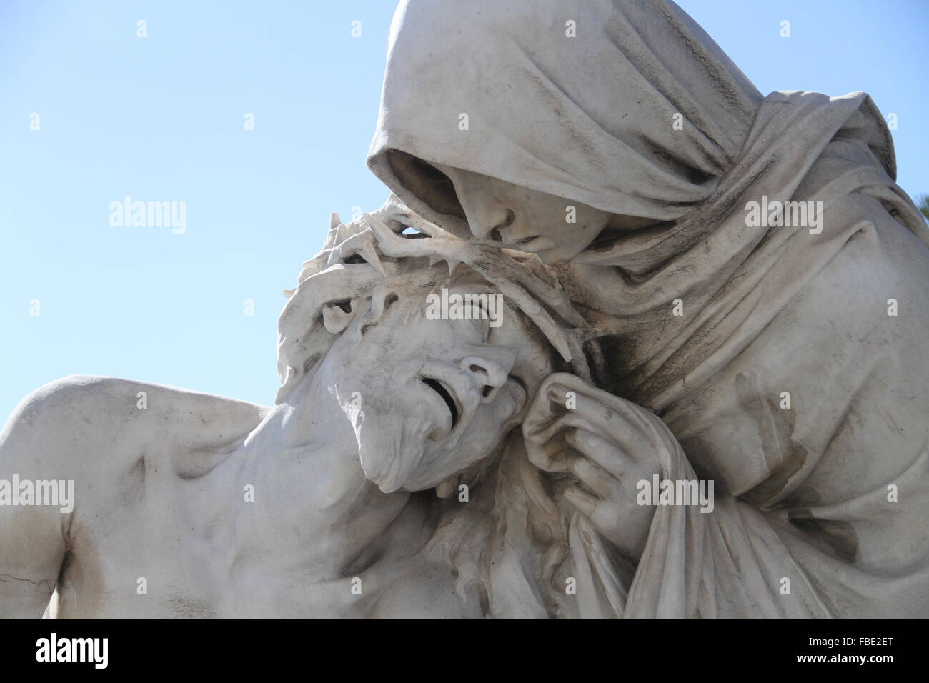 Statua di michelangelos pieta -Fotos und -Bildmaterial in hoher Auflösung – Alamy
