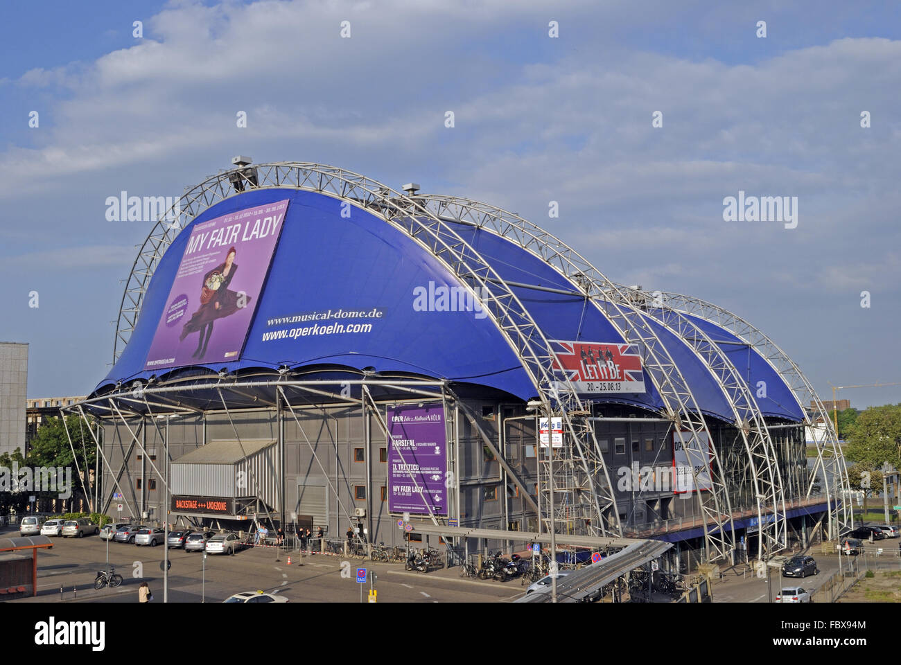 Musical dome -Fotos und -Bildmaterial in hoher Auflösung – Alamy