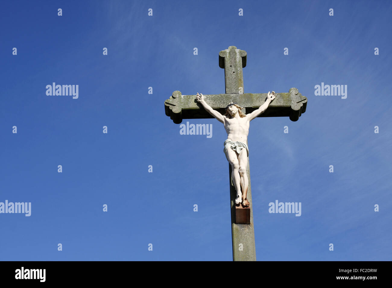 Jesus christ crucifixion sculpture -Fotos und -Bildmaterial in hoher Auflösung – Alamy