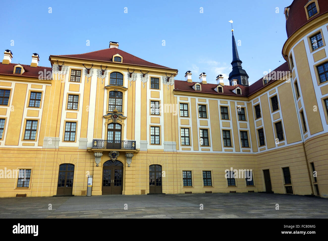 Spiel ostdeutschland -Fotos und -Bildmaterial in hoher Auflösung – Alamy