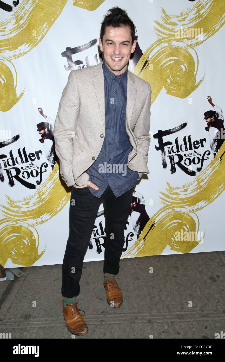 Eröffnungsabend des Fiddler On the Roof am Broadway Theatre - Ankünfte ...