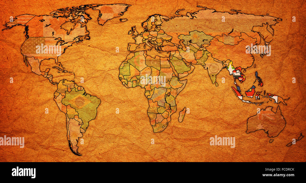 alte Vintage politische Weltkarte mit Flaggen Stockfotografie - Alamy