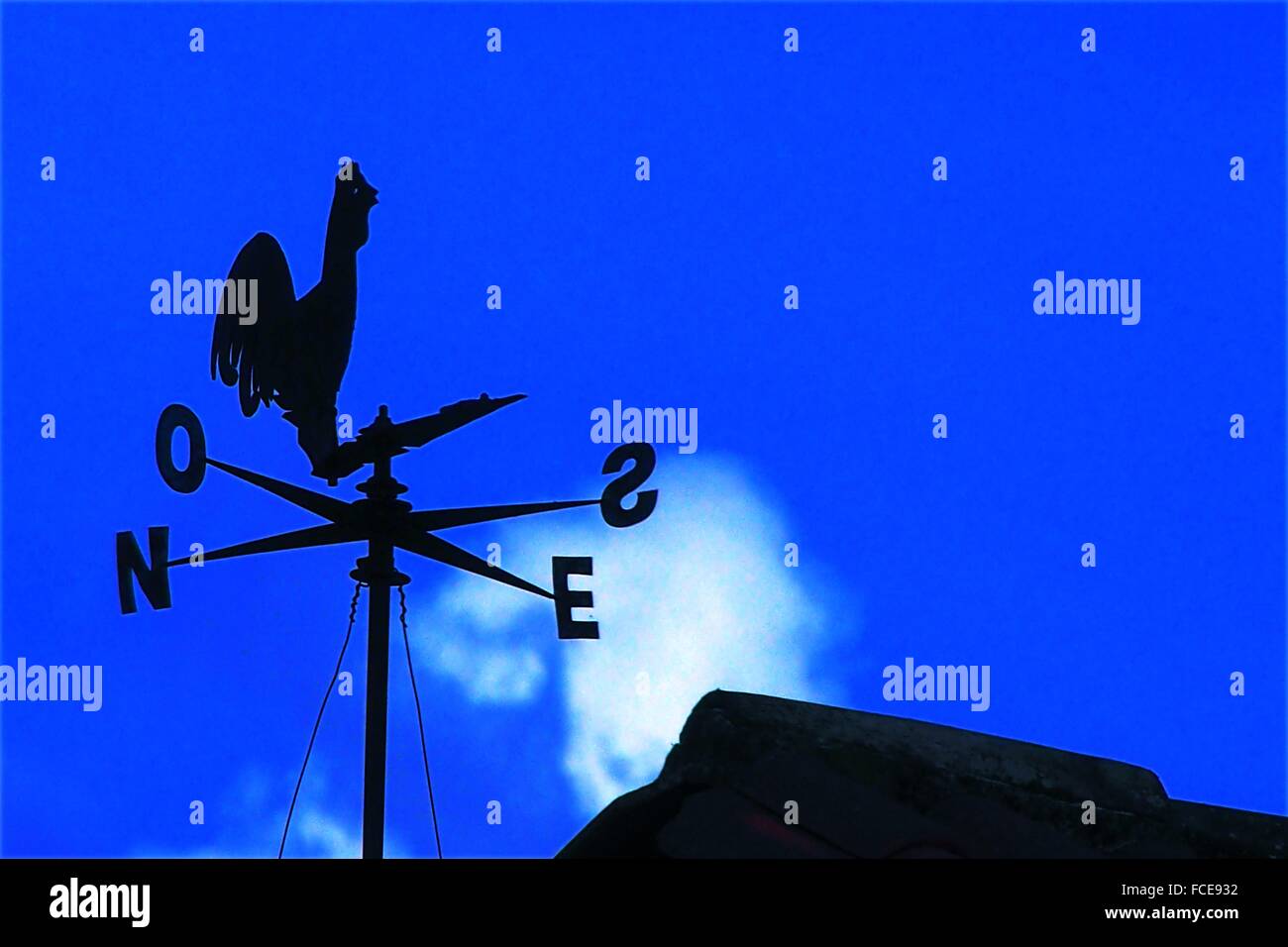 Wetter windfahne -Fotos und -Bildmaterial in hoher Auflösung – Alamy