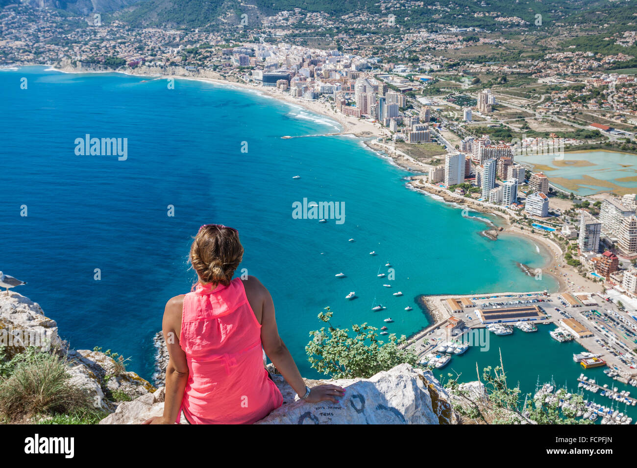 Küste von mediterranen Resort Calpe, Spanien mit Meer und See ...