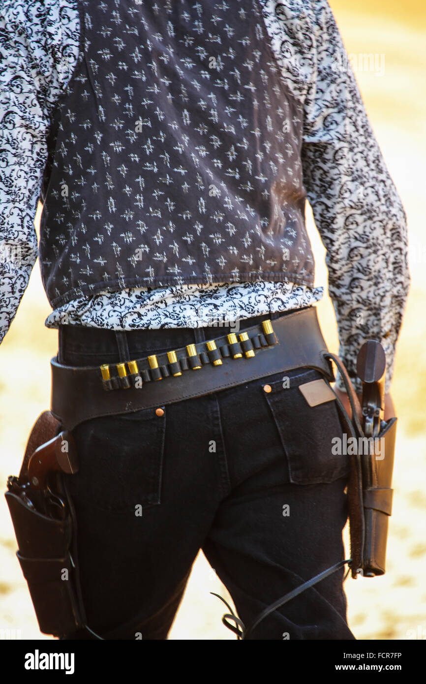 Nahaufnahme von Mann mit Pistole Gürtel auf Cowboy Shootout bei Arcadia ...