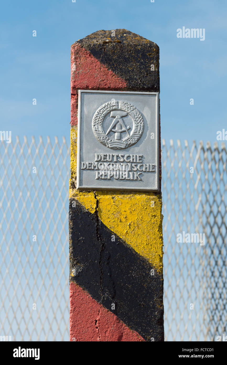 An die ehemalige innerdeutsche Grenze in Deutschland Stockfotografie ...