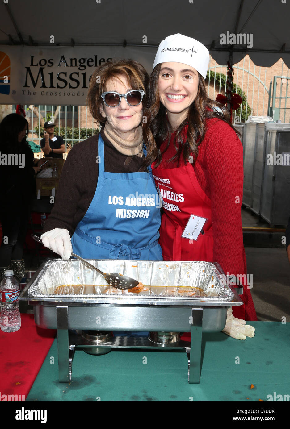 Emmy rossum and cheryl rossum -Fotos und -Bildmaterial in hoher ...