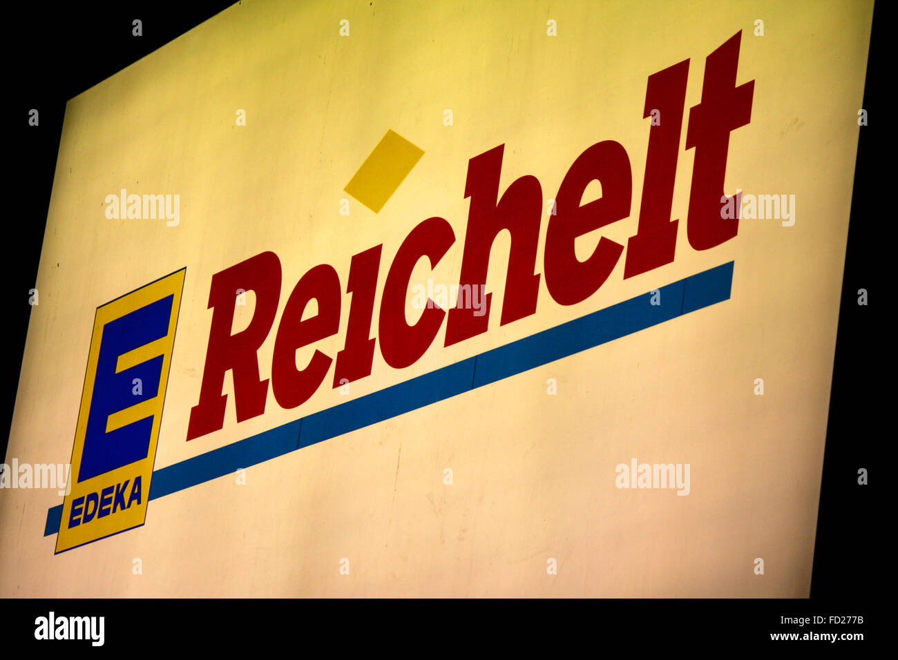 Edeka logo -Fotos und -Bildmaterial in hoher Auflösung – Alamy