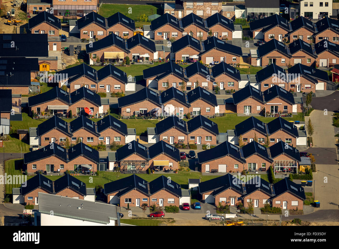 Neue wohnsiedlung in baesweiler -Fotos und -Bildmaterial in hoher ...