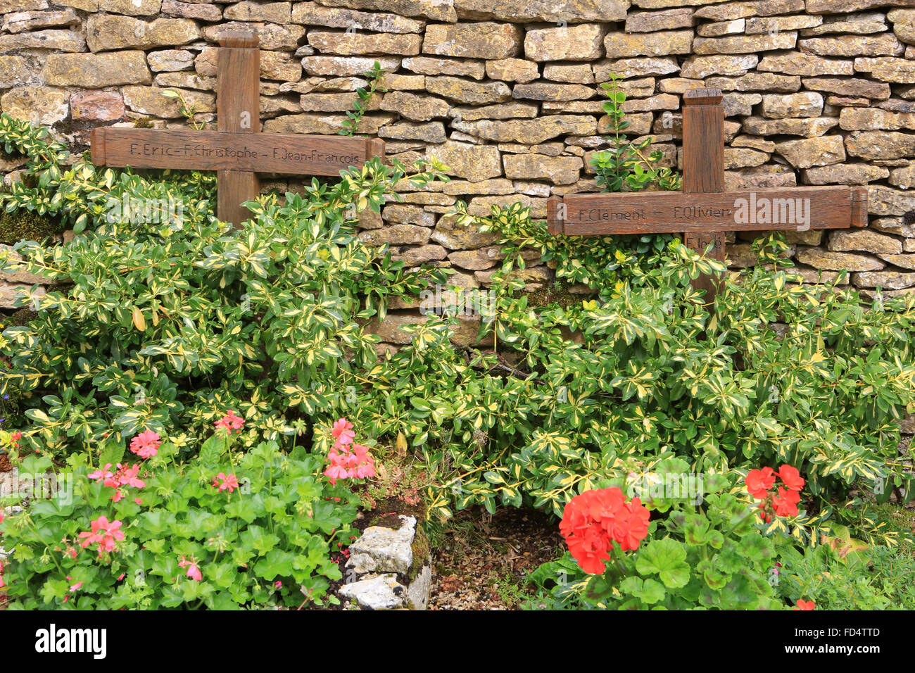 Taize kreuz -Fotos und -Bildmaterial in hoher Auflösung – Alamy