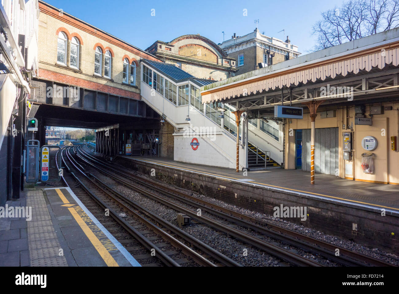 Westbourne Park Unter Der Erde Stockfotos und -bilder Kaufen - Alamy