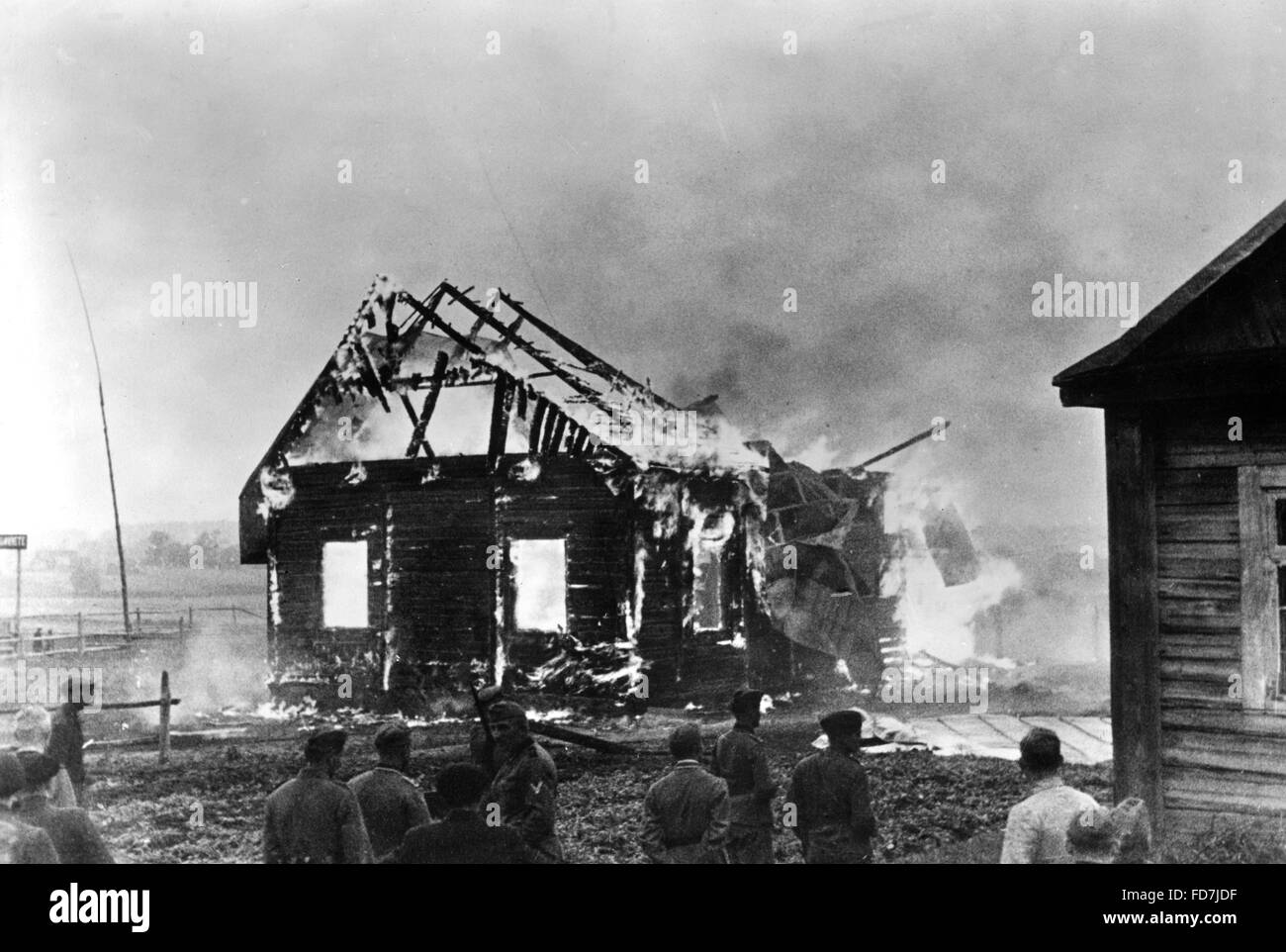 Burning Synagogue Stockfotos und -bilder Kaufen - Alamy