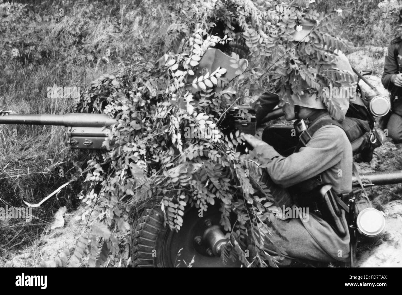 Getarnte soldaten -Fotos und -Bildmaterial in hoher Auflösung – Alamy