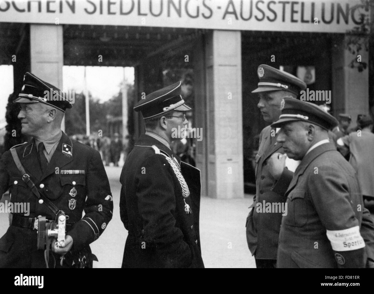 Um 1934 -Fotos und -Bildmaterial in hoher Auflösung – Alamy