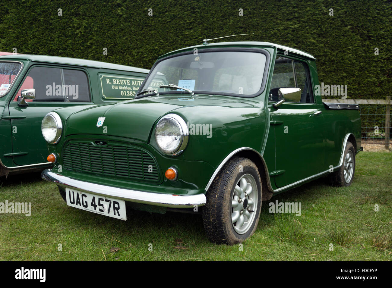 Leyland mini -Fotos und -Bildmaterial in hoher Auflösung – Alamy