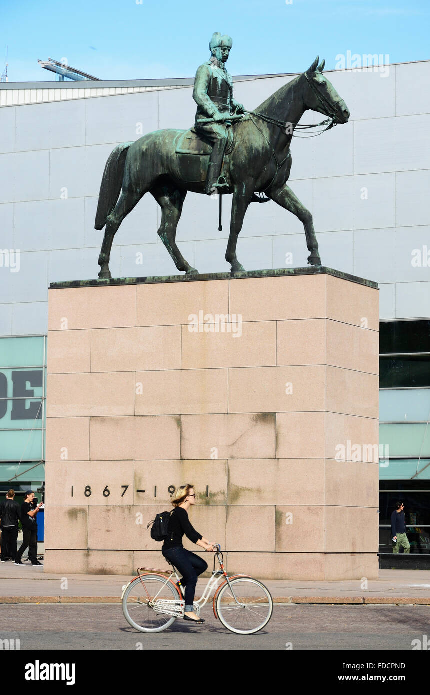 Mannerheim Statue Helsinki Finland Stockfotos und -bilder Kaufen - Alamy