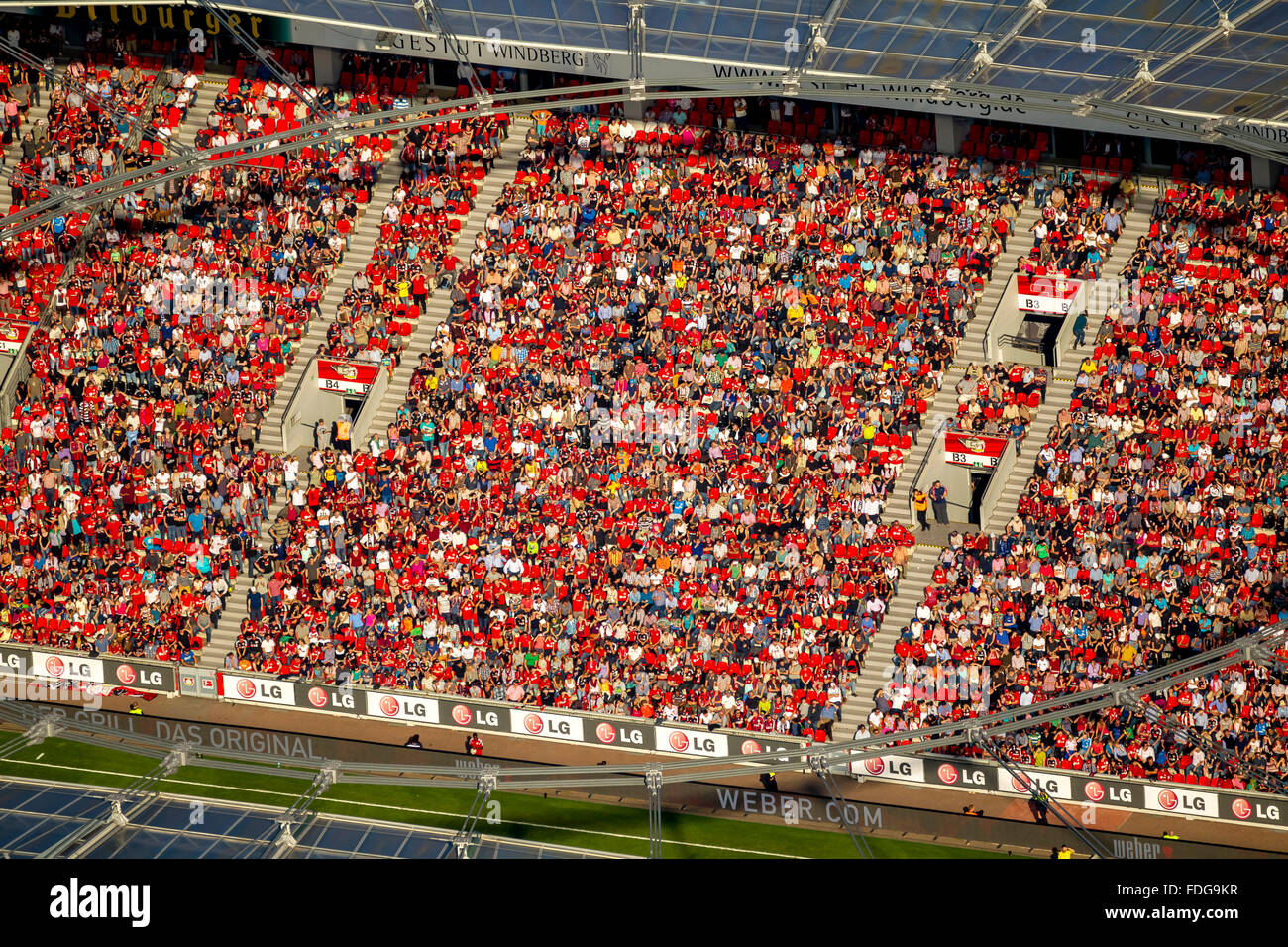 Aerial view bayarena stadium -Fotos und -Bildmaterial in hoher ...
