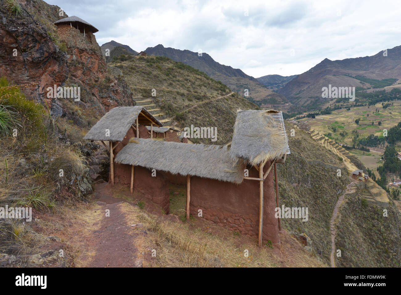 Die Inka-Ruinen in Pisac Dorf, Heilige Tal der Inkas, Peru ...