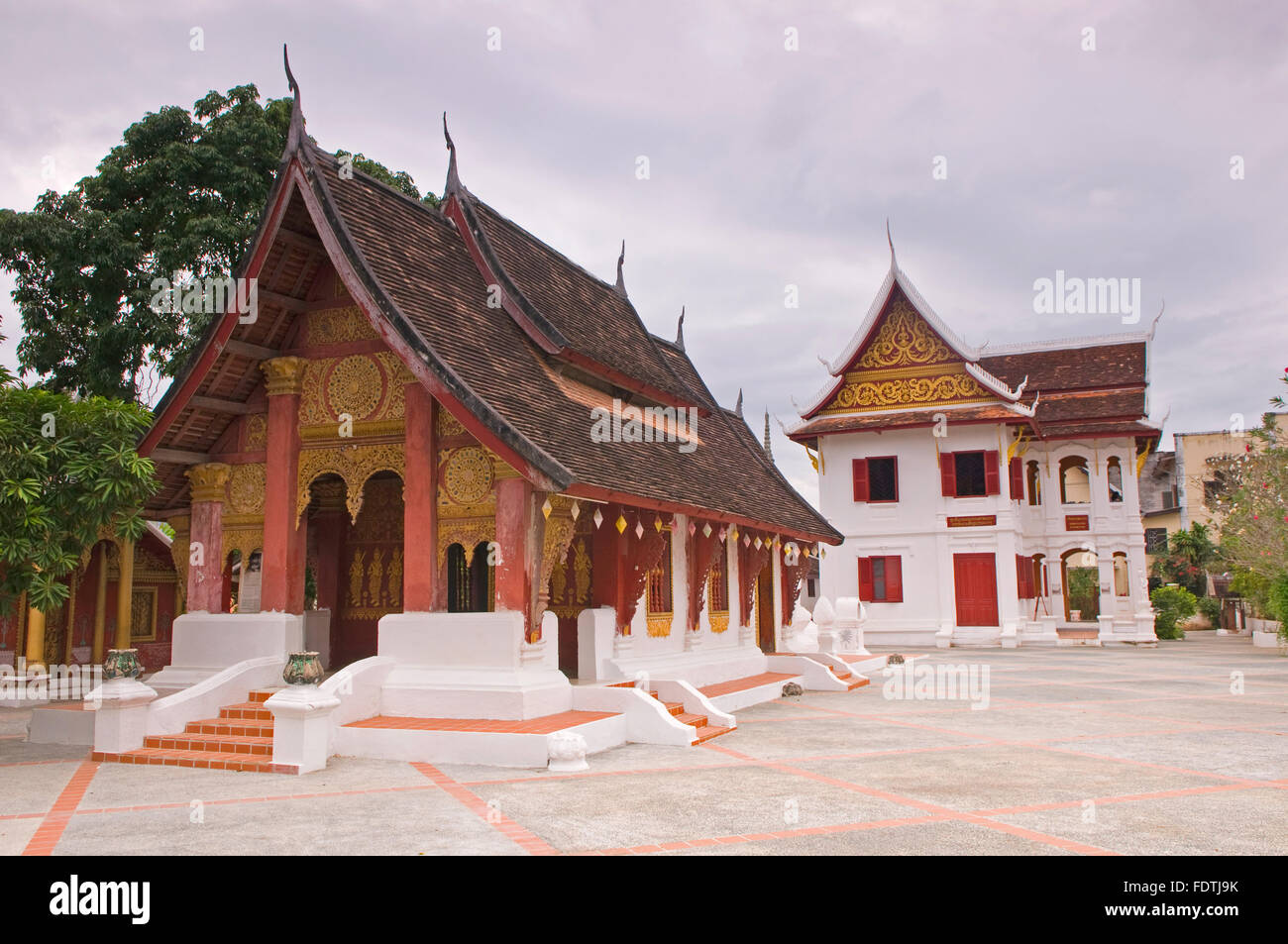 Wat khili in luang prabang -Fotos und -Bildmaterial in hoher Auflösung ...