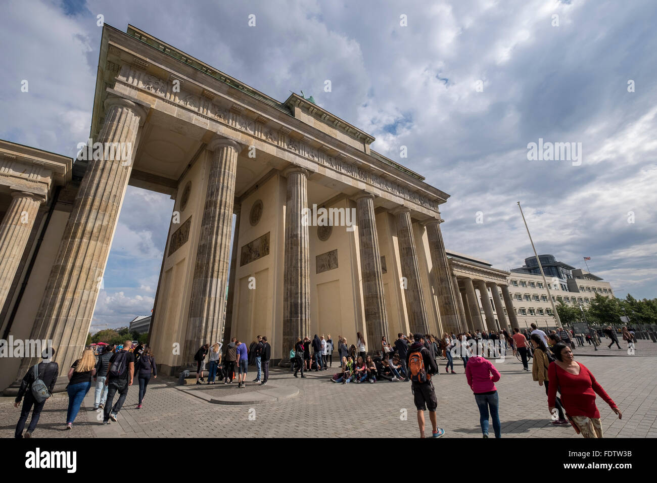 Das Brandenburger Tor (Deutsch: Brandenburger Tor) ist ein ...