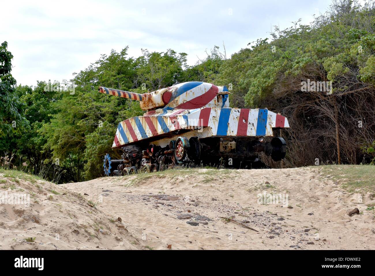 Alte militärische Tank auf Flamenco Beach von Culebra Island aufgegeben ...