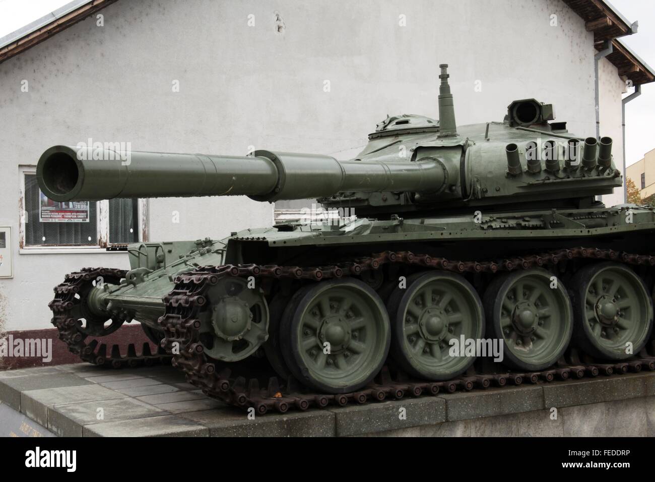 Panzer t 80 -Fotos und -Bildmaterial in hoher Auflösung – Alamy