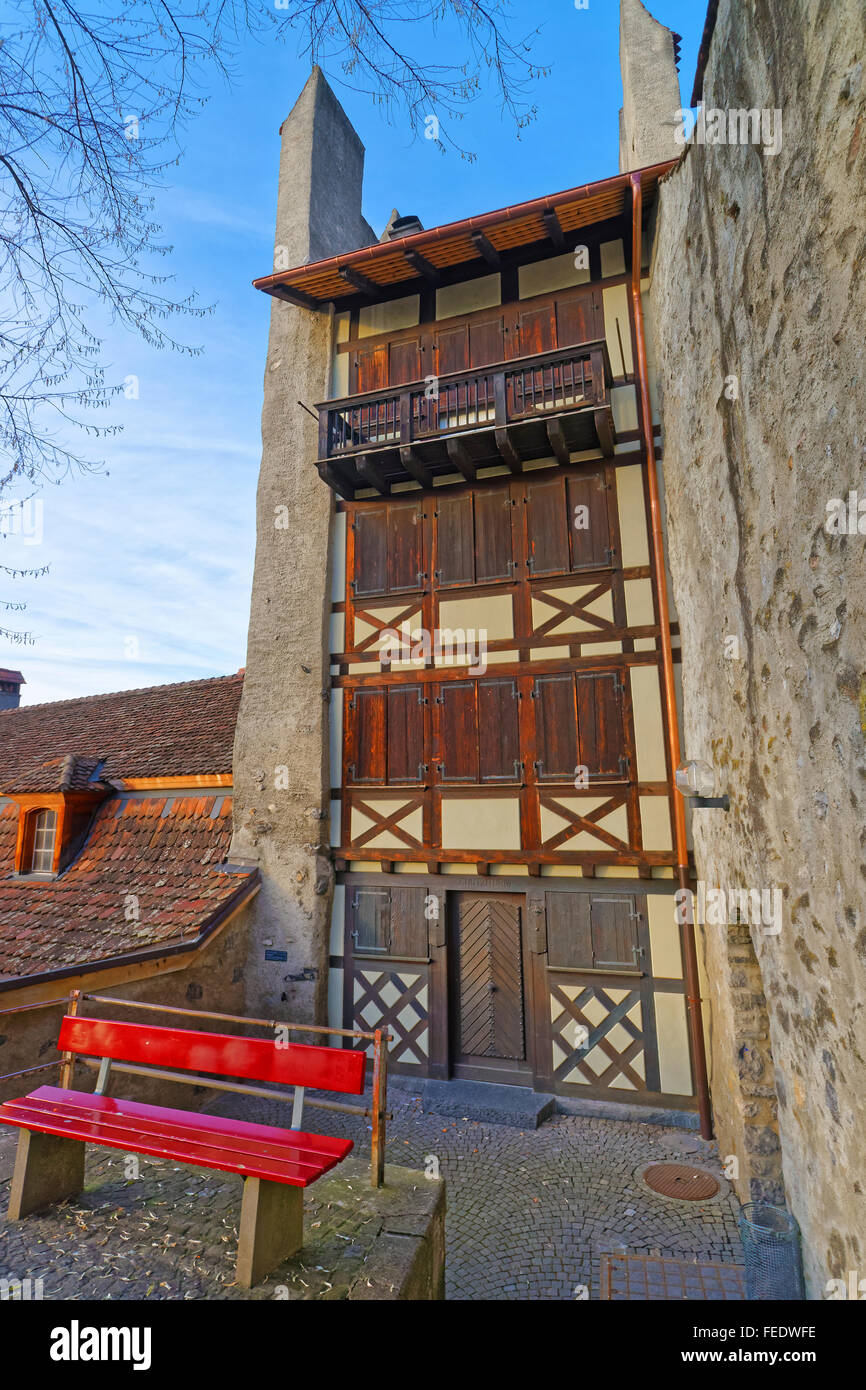 Haus mit Holz Framing in der Altstadt von Thun. Thun ist eine Stadt im ...