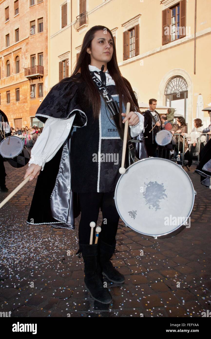 Karneval in rom -Fotos und -Bildmaterial in hoher Auflösung – Alamy