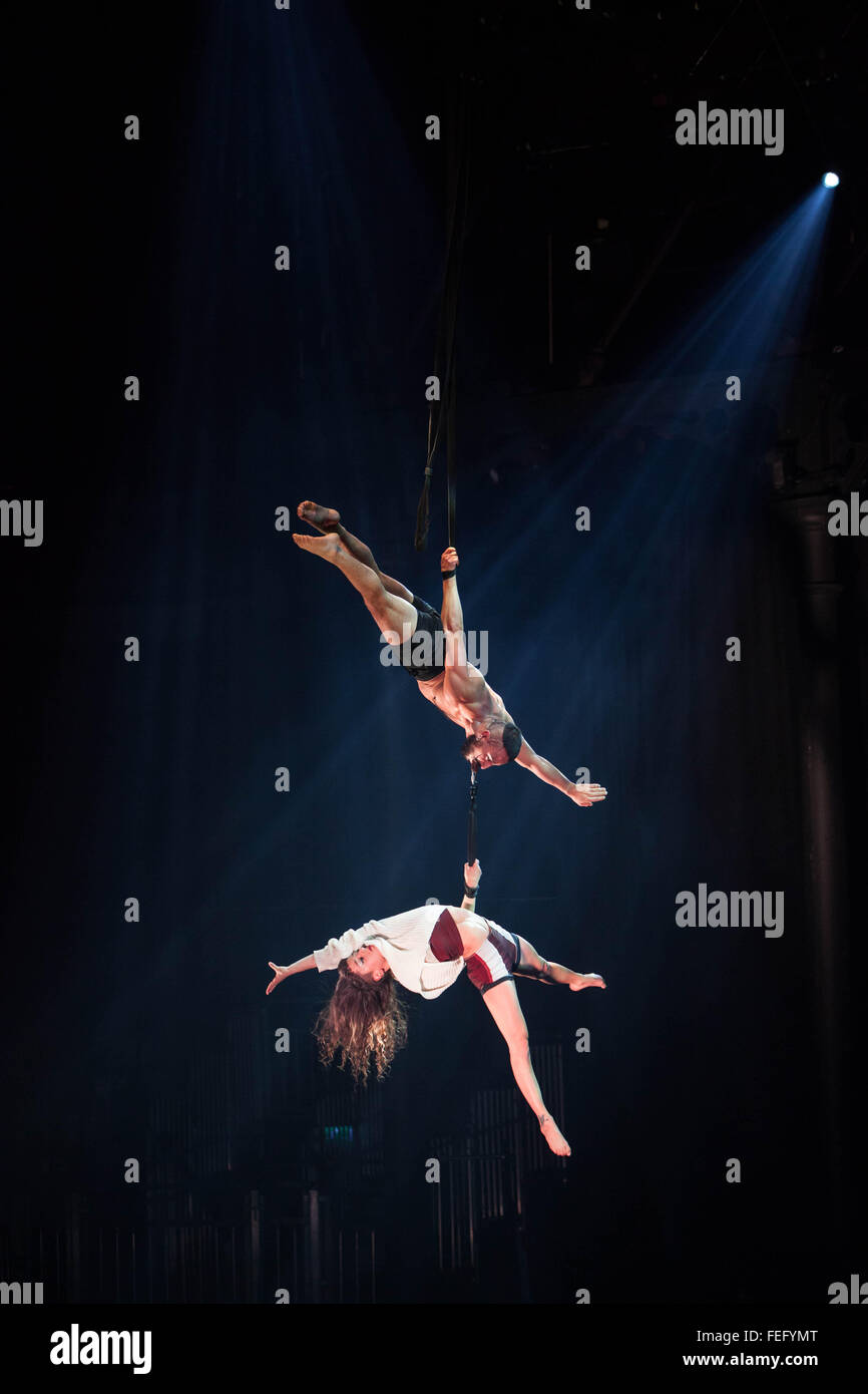 Trapez-Akrobaten, Circolombia Circus, Roundhouse, Camden, London ...