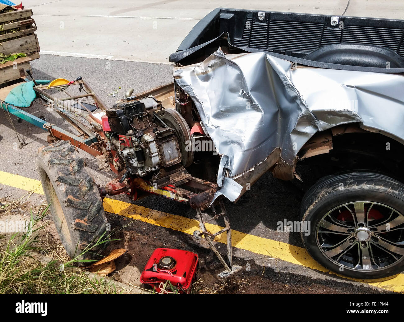 Lkw pkw auffahrunfall -Fotos und -Bildmaterial in hoher Auflösung – Alamy