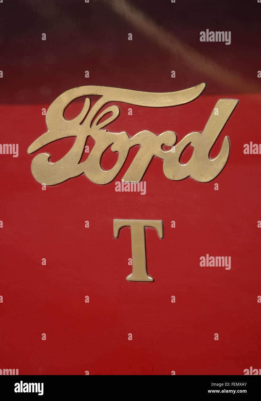 Ford transit logo -Fotos und -Bildmaterial in hoher Auflösung – Alamy