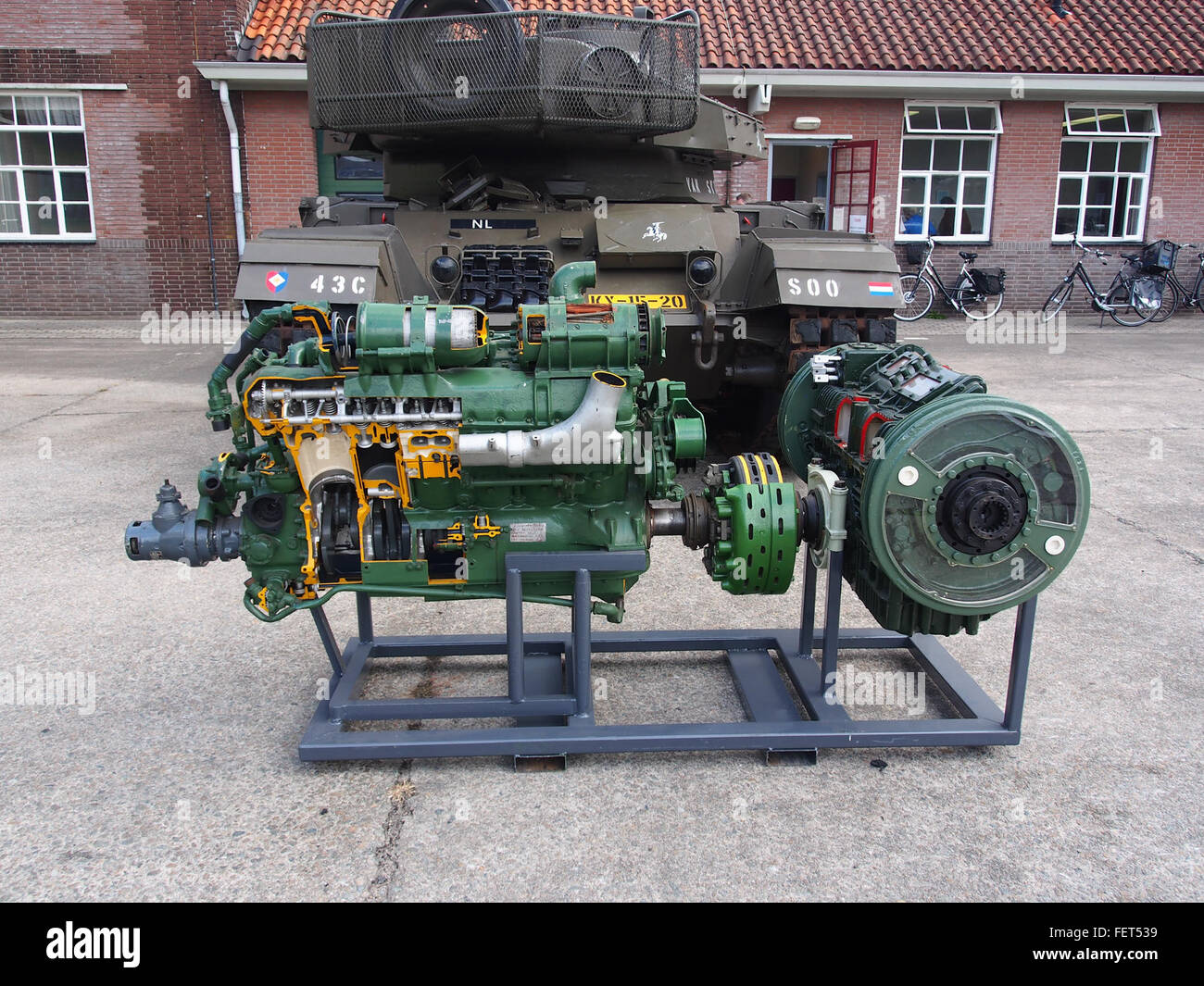 Centurion Tank Motor und Getriebe pic1 Stockfotografie - Alamy