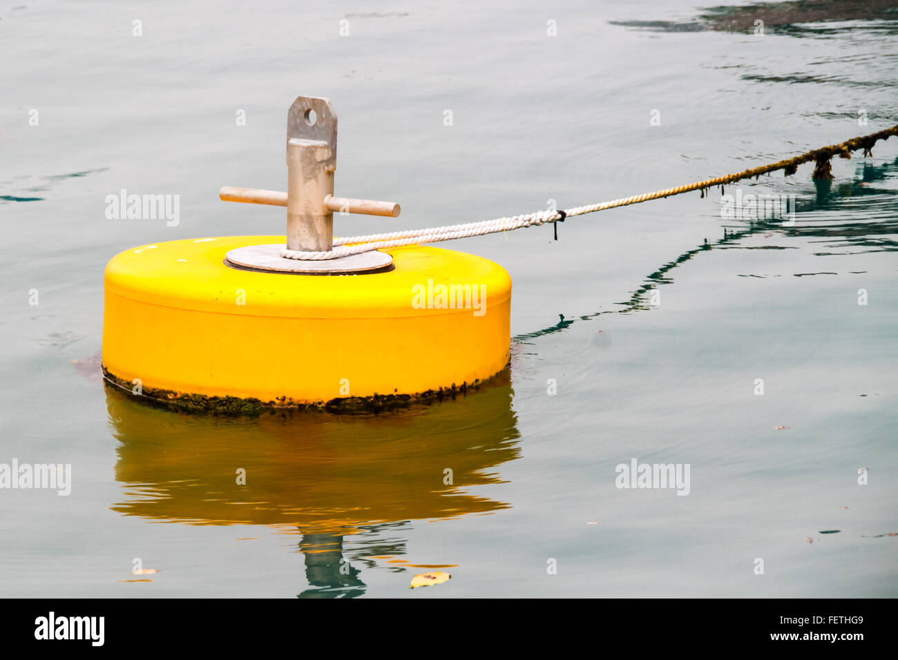 Festmacher bojen -Fotos und -Bildmaterial in hoher Auflösung – Alamy