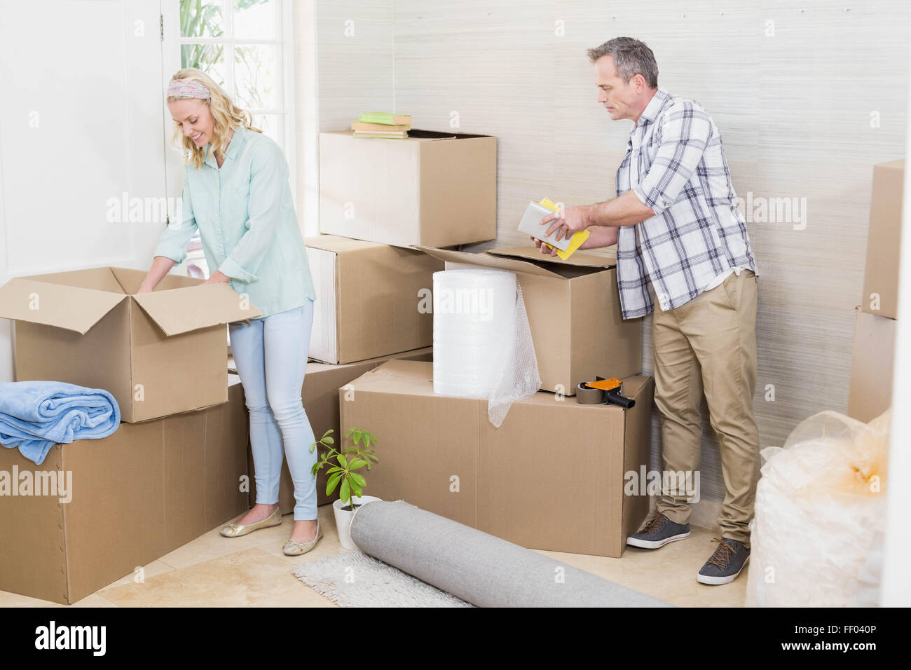 Auszug aus der wohnung -Fotos und -Bildmaterial in hoher Auflösung – Alamy