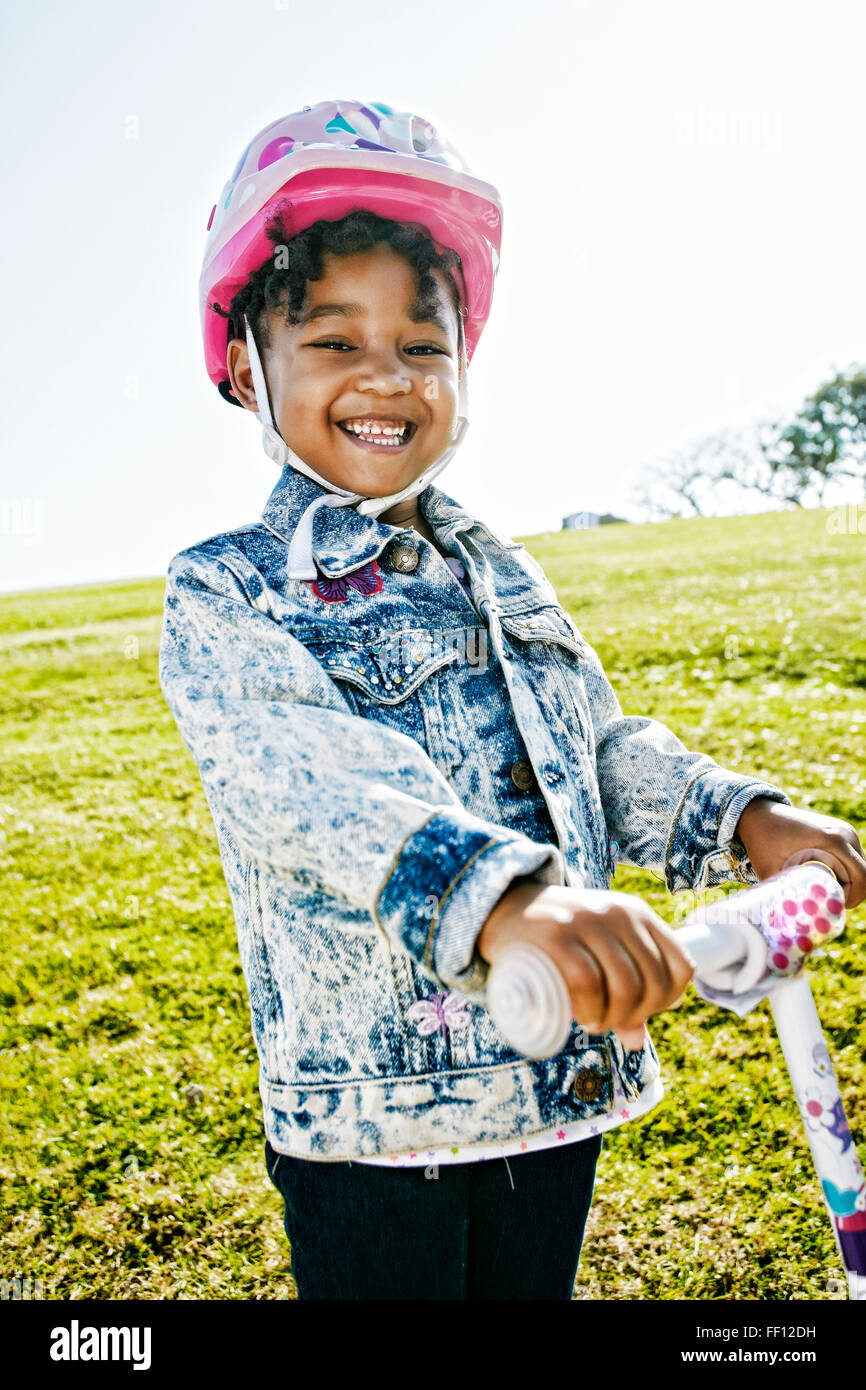 Schwarzes mädchen -Fotos und -Bildmaterial in hoher Auflösung – Alamy