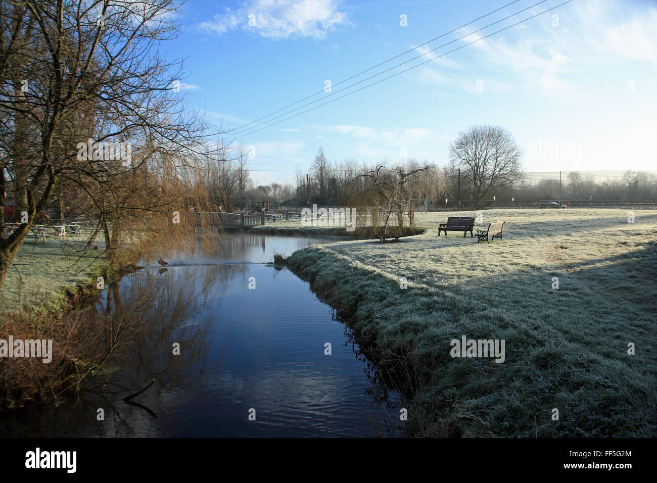 Die george inn longbridge deverill -Fotos und -Bildmaterial in hoher ...