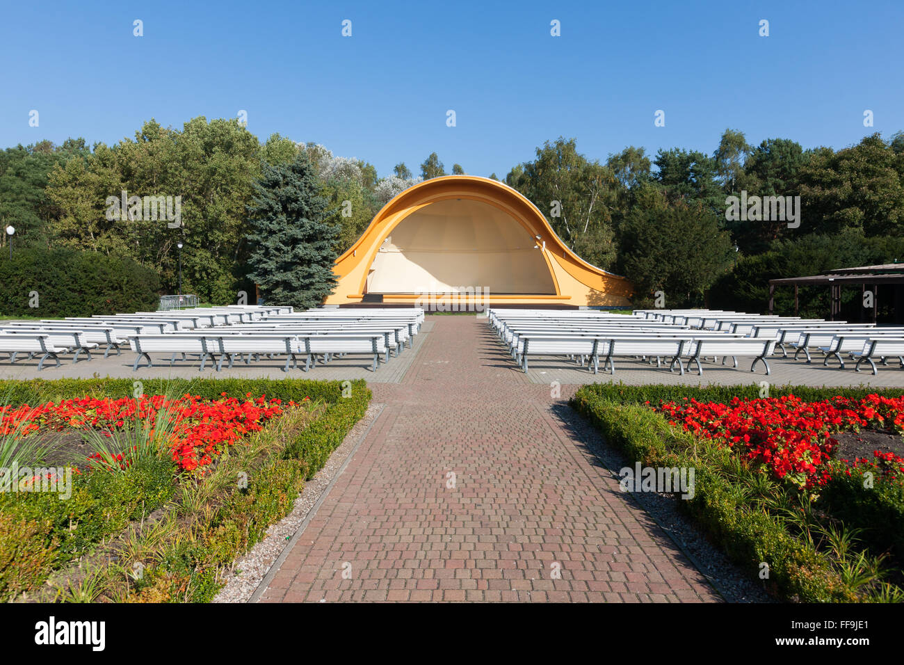 Konzerte in polen -Fotos und -Bildmaterial in hoher Auflösung – Alamy