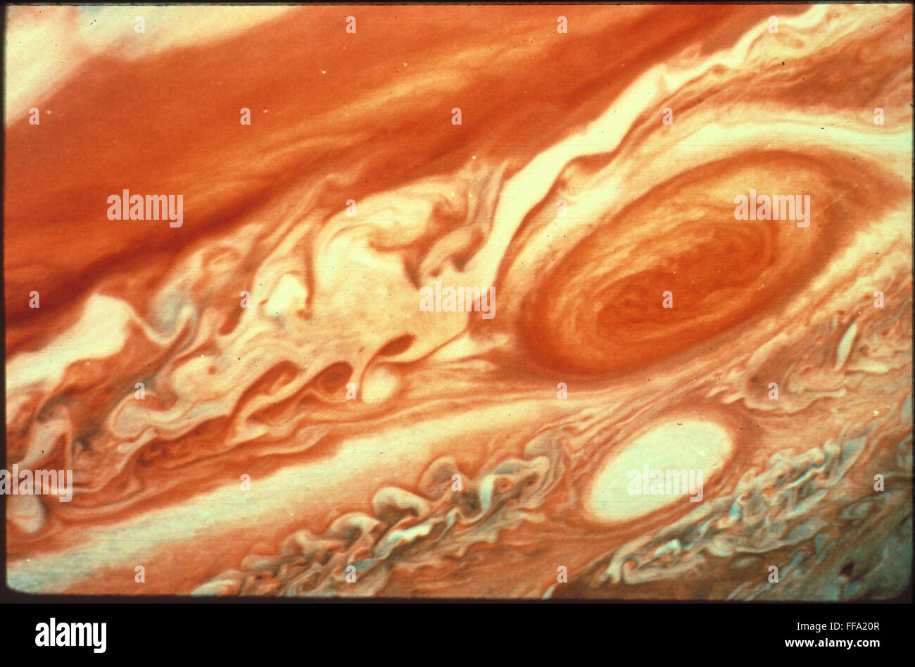 JUPITER. /nGreat roten Fleck des Jupiter und weißen Sturm-Zentren ...
