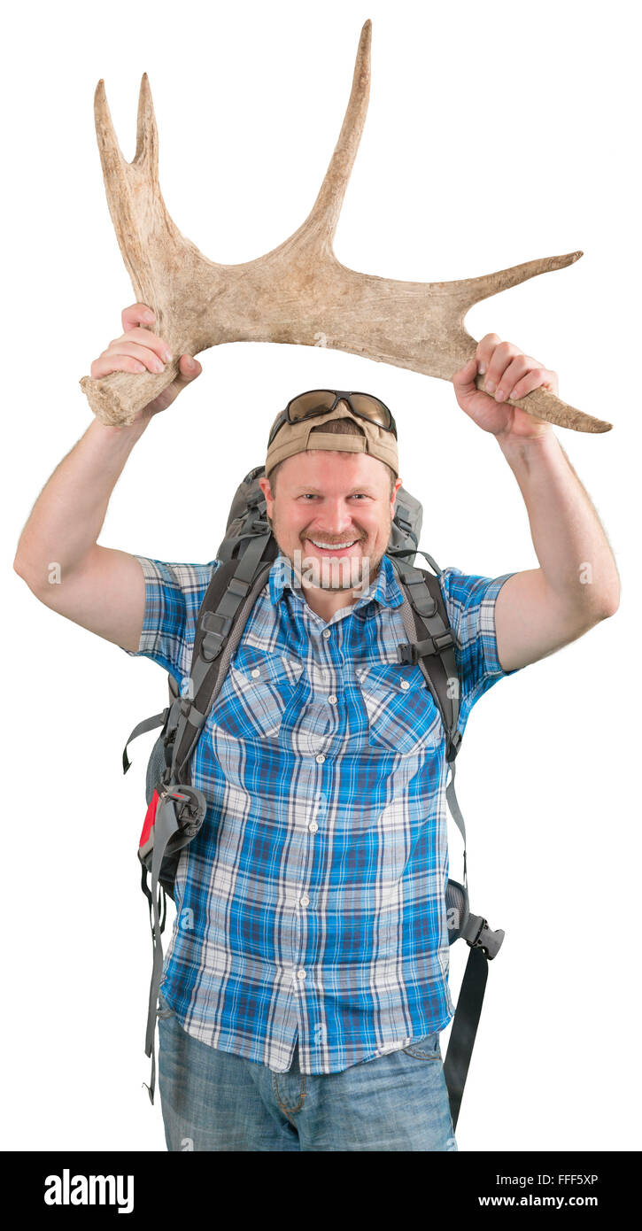 Touristischen Mann mit Rucksack stehend mit Hörnern auf weißen ...