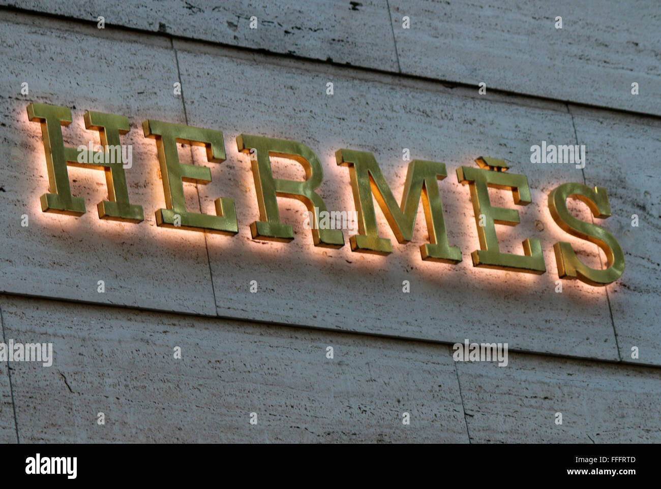 Logo hermes logo -Fotos und -Bildmaterial in hoher Auflösung – Alamy
