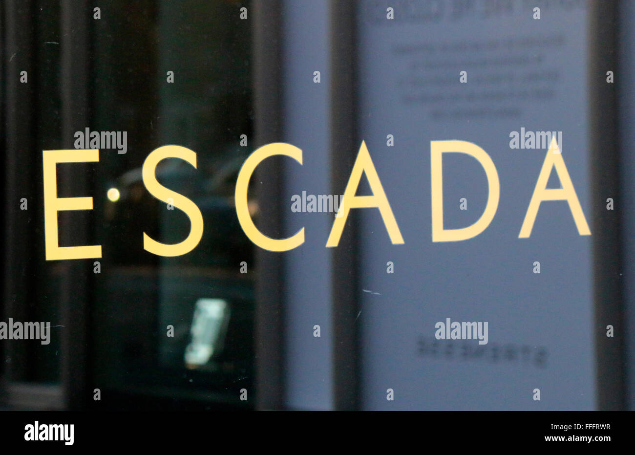 Escada logo -Fotos und -Bildmaterial in hoher Auflösung – Alamy