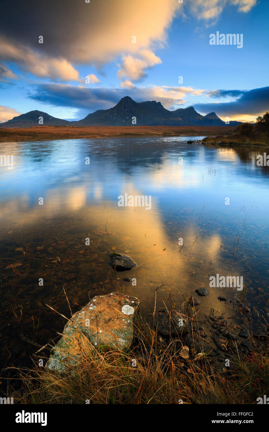 Loch hakel sonnenuntergang -Fotos und -Bildmaterial in hoher Auflösung ...
