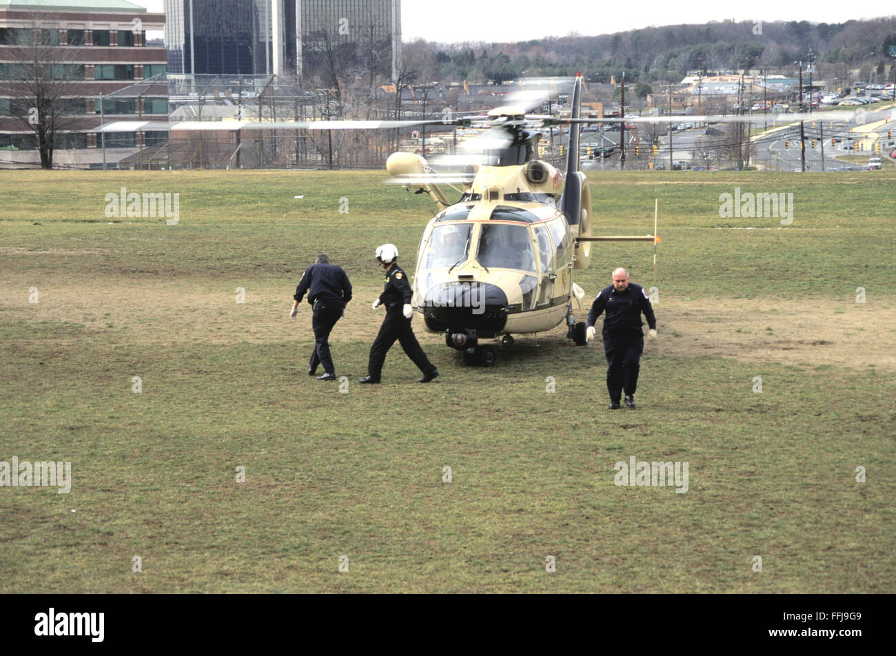 Maryland State Police Medic Helikopter bereitet mit einer ...