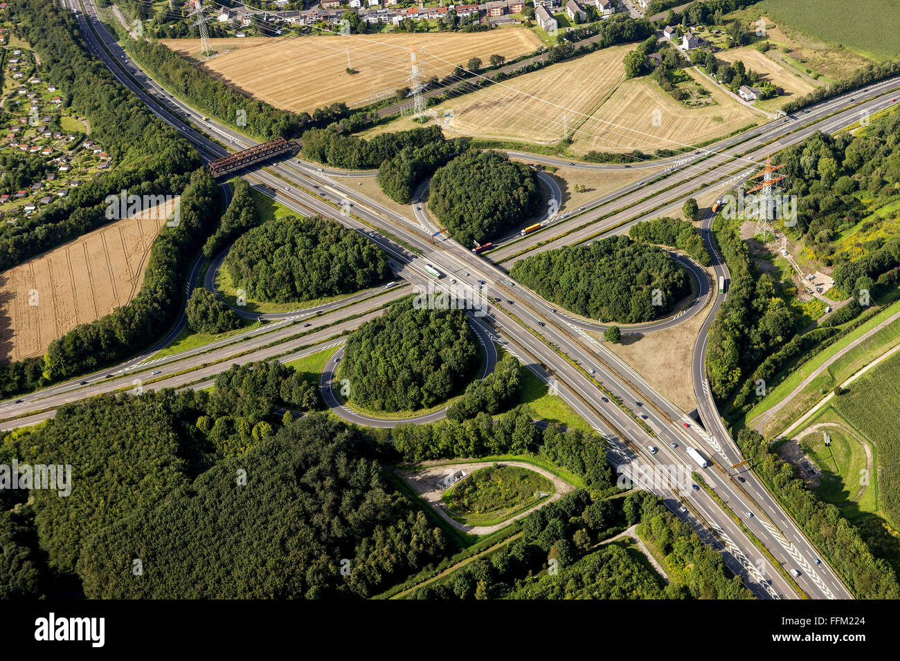 Luftbild, Autobahn Kreuzung Dortmund Hafen, Autobahn A45, Sauerland ...