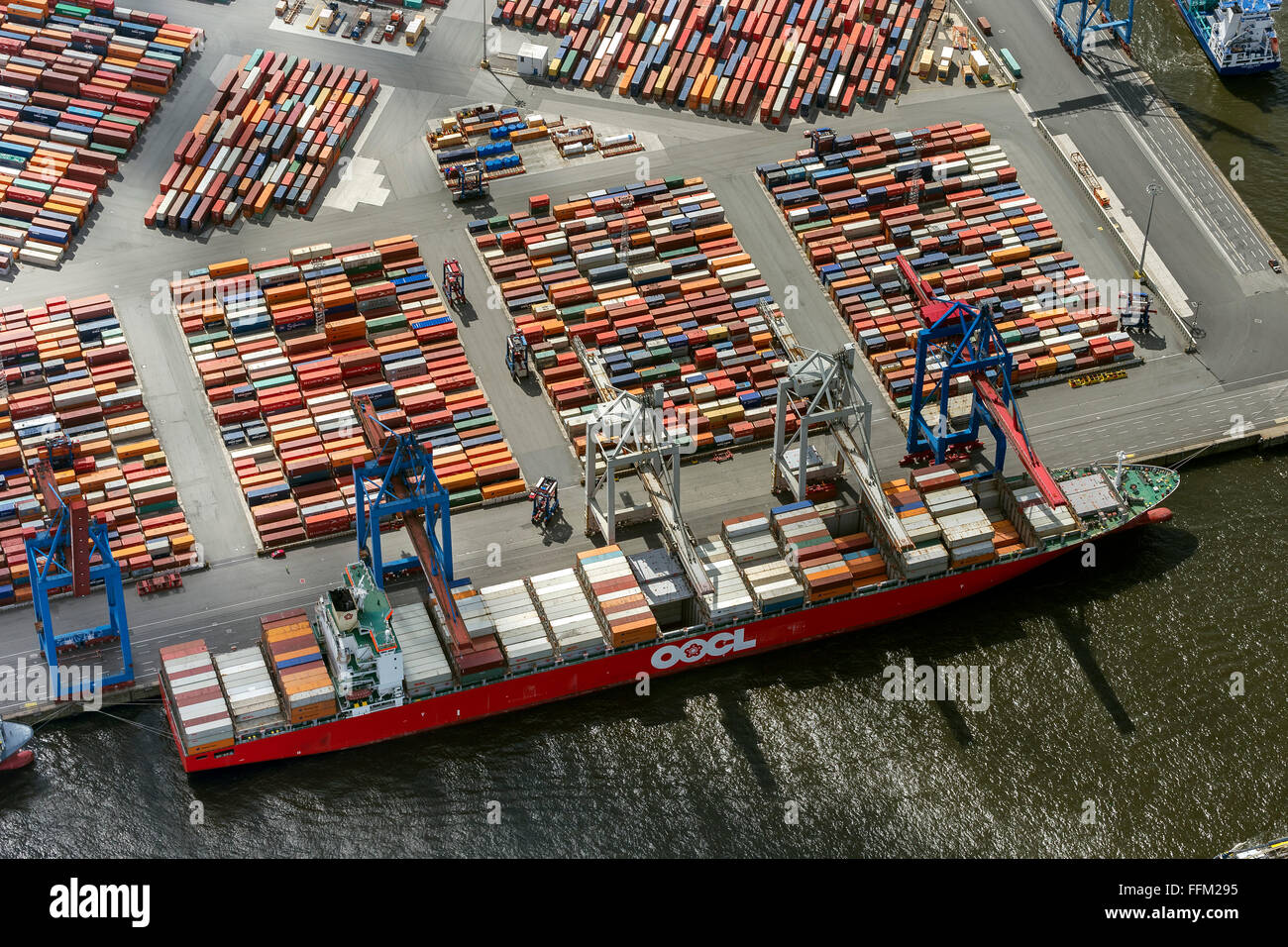 Luftbild, Container-Hafen, Waltershofer Hafen, Containerschiffe, Euro ...