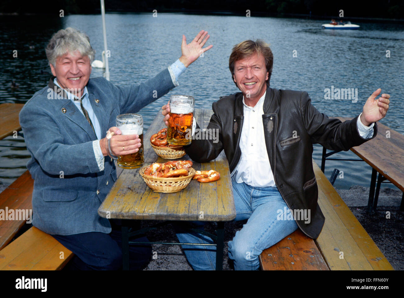 Fischer, Gotthilf, * 11.2.1928, deutscher Musiker (Chorleiter), halbe ...