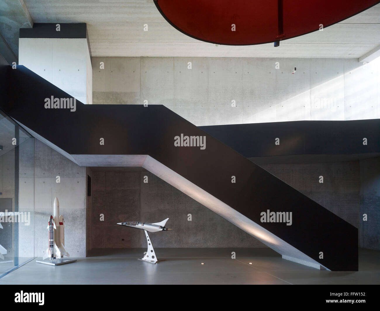 Treppe im Foyer des Besucherzentrums. Deutschen Luft-und ...