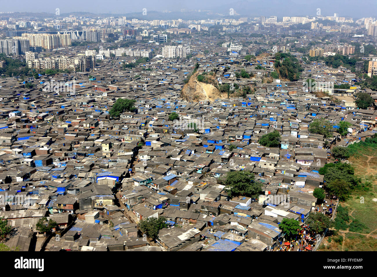 Luftaufnahme der Slums; Bombay Mumbai; Maharashtra; Indien Stockfotografie - Alamy
